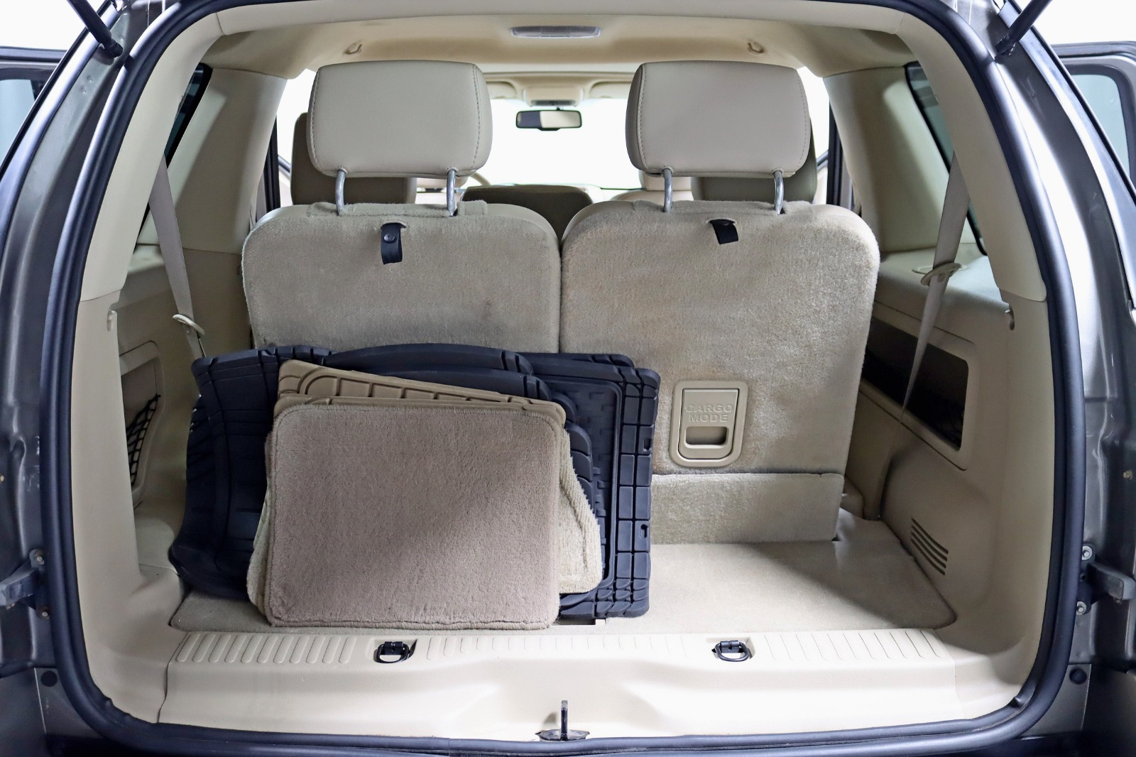 Ford Explorer 2006 Interior